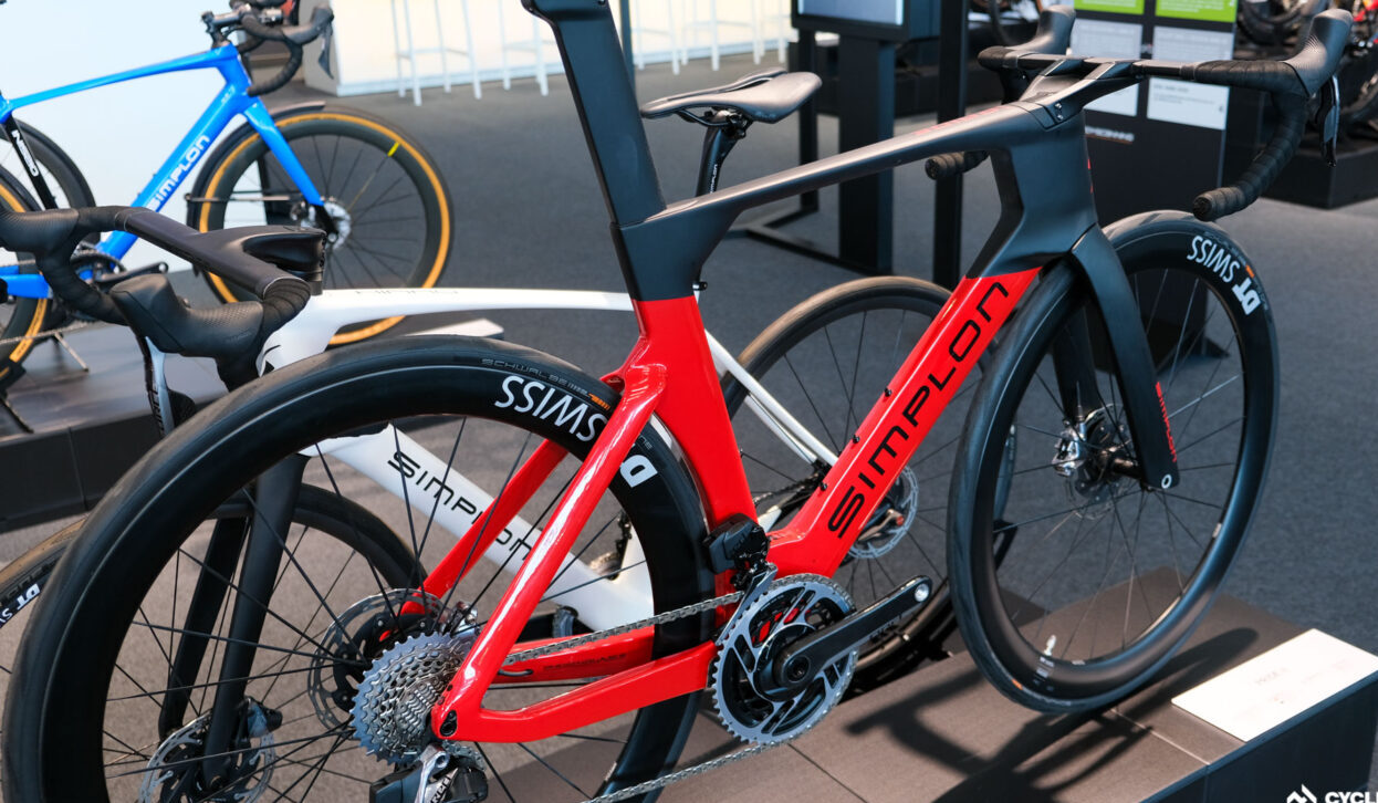 SIMPLONから、30ワット高速の世界最速のPRIDE IIエアロバイク発表 | ロードバイクはやめられない