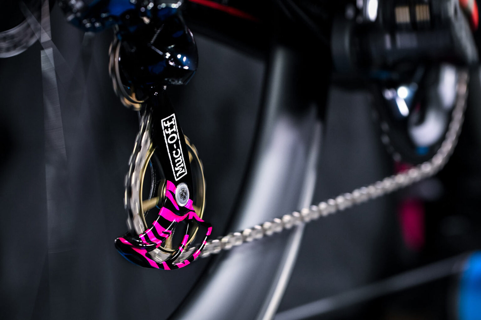 Muc-OffからShimano Dura-Ace RD9150 11 スピード対応のLOPS 2.0ビックプーリー登場 | ロードバイクは ...