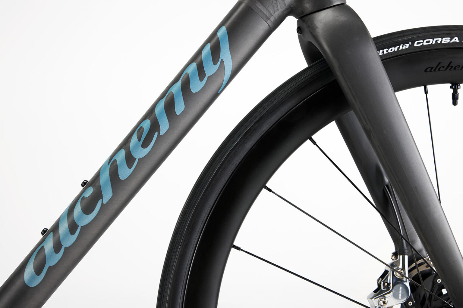 Alchemy Bikesから軽量仕様のAtlas Carbon AU登場 | ロードバイクはやめられない