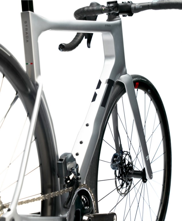 3Tから世界で最も快適だと主張する3T Strada ICR登場 | ロードバイクはやめられない