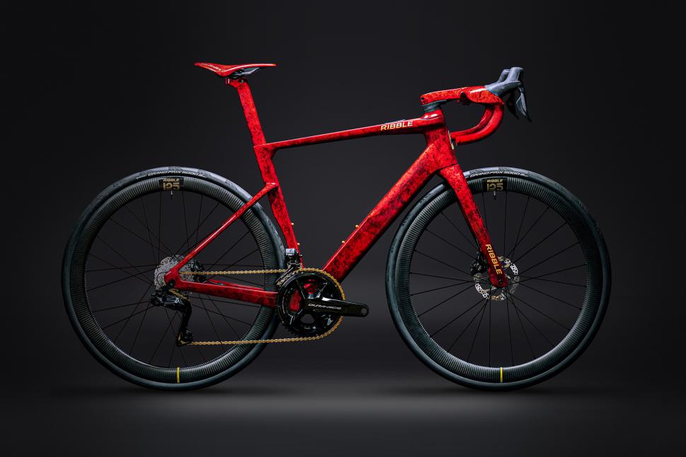 Ribbleから125周年を記念して、未発表のプロトタイプを含む3つの限定版バイク登場 | ロードバイクはやめられない