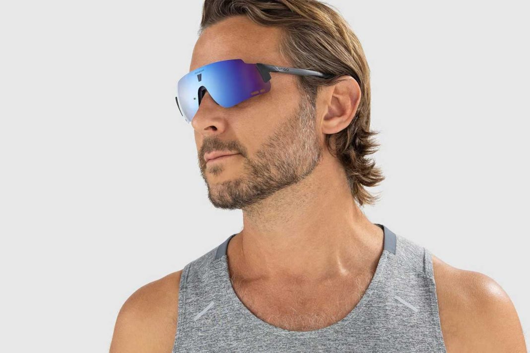 Engoからヘッドアップディスプレイ付きのEngo 2アイウェア 映画の世界か? | ロードバイクはやめられない