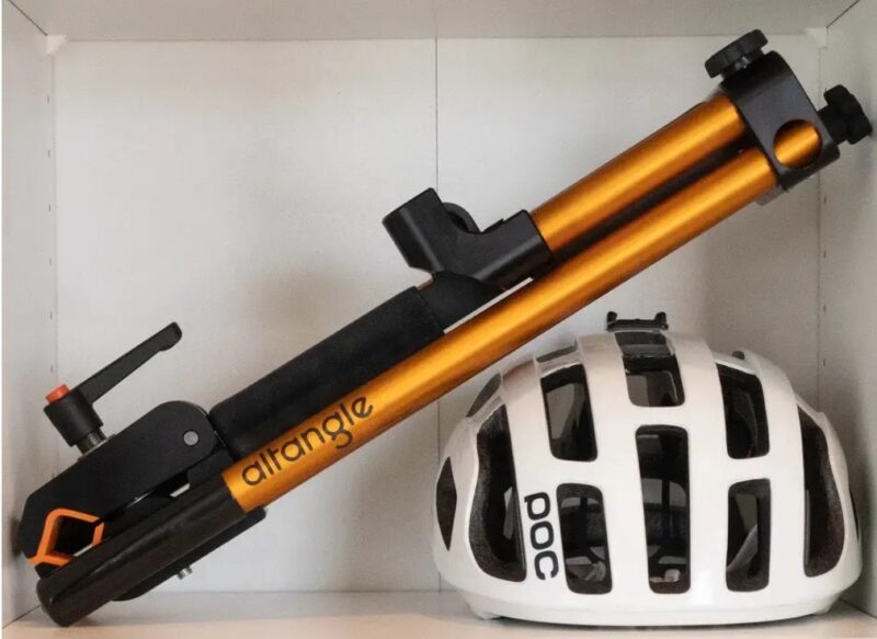 altanglecyclingからドアフレームを自転車修理スタンドに変えるAltangle Hangarと用途の広いHangar ...