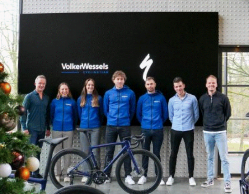 SpecializedがオランダのVolkerWessels Cycling Teamをサポートに | ロードバイクはやめられない