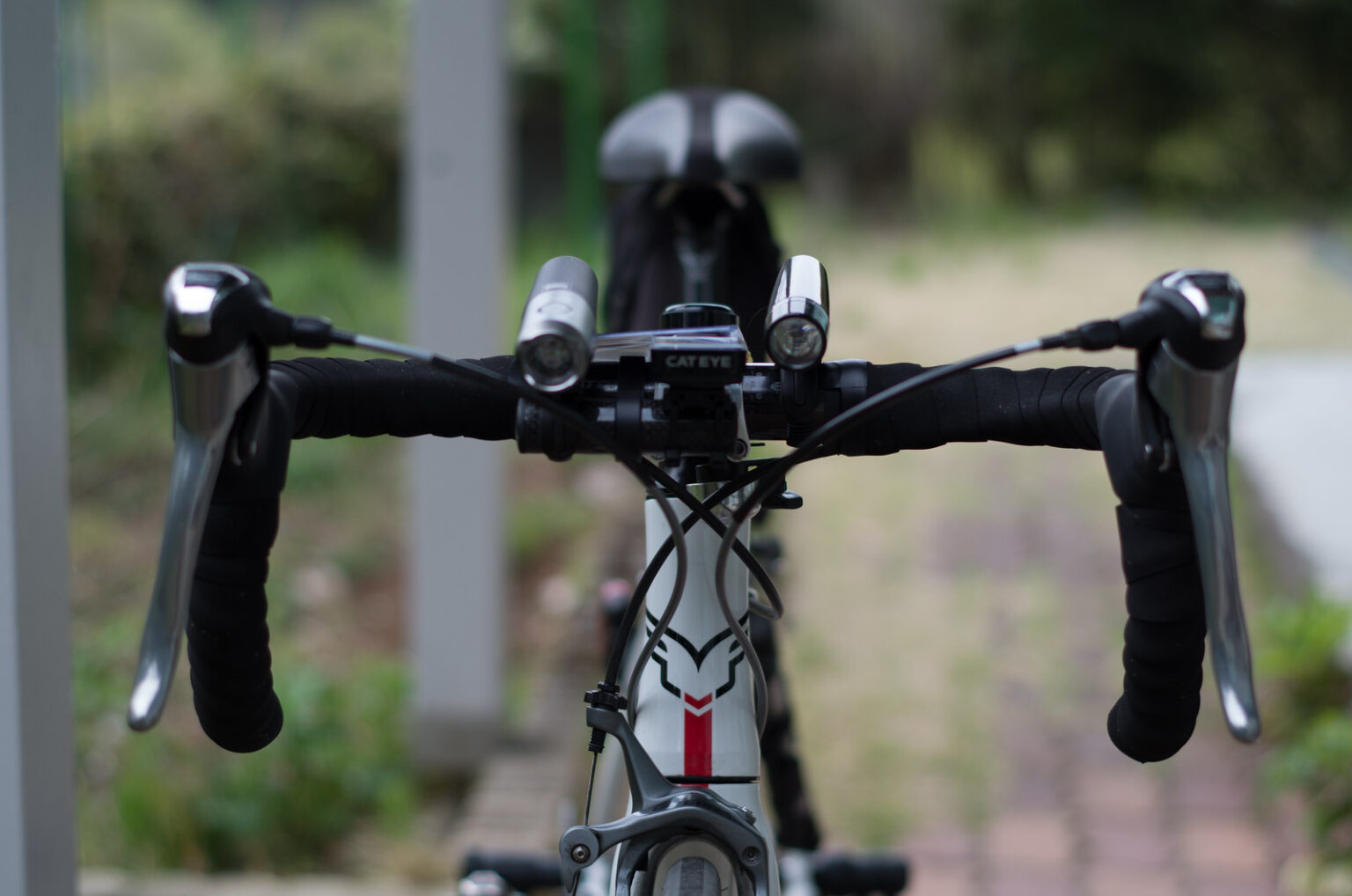 UCIのハンドル幅とブレーキ角度をクリアーしたToot Racing Ashaa RR barとlambda Cross-Wing | ロード ...