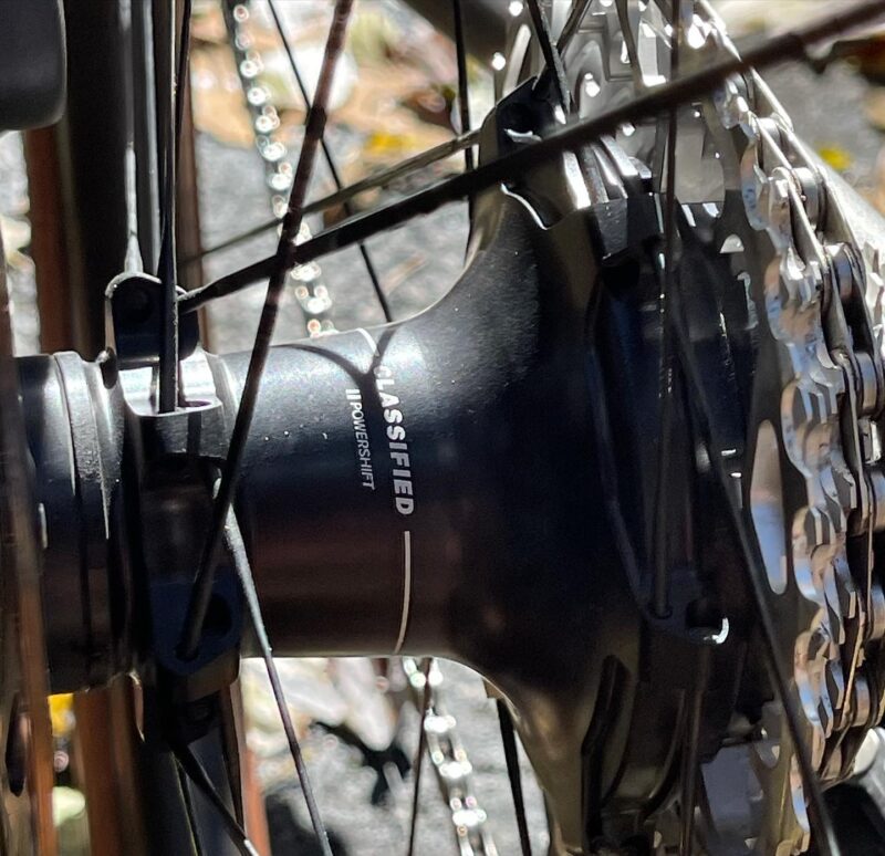 Classifiedはトム・ボーネン監督のClassified x Ridley Factory Teamを発足 3つのグラベルホイールを発表 ...