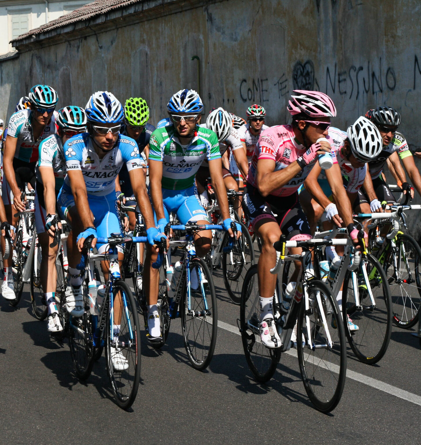 アルベルト・コンタドールのTeam Polti KometaはAurum Magma Agate Blackを選択 | ロードバイクはやめられない